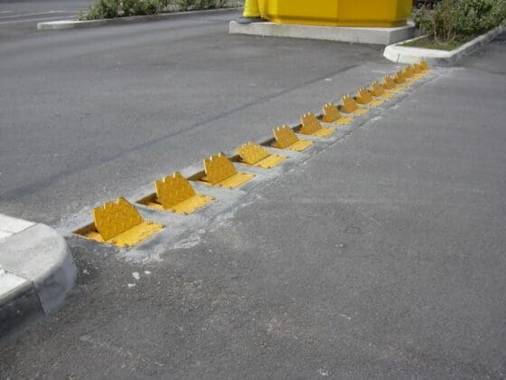 Recessed Flow Plate - Bollard Street