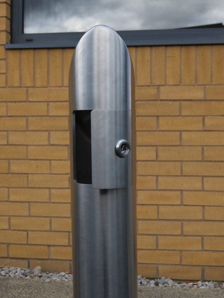 Reader Bollard - Bollard Street
